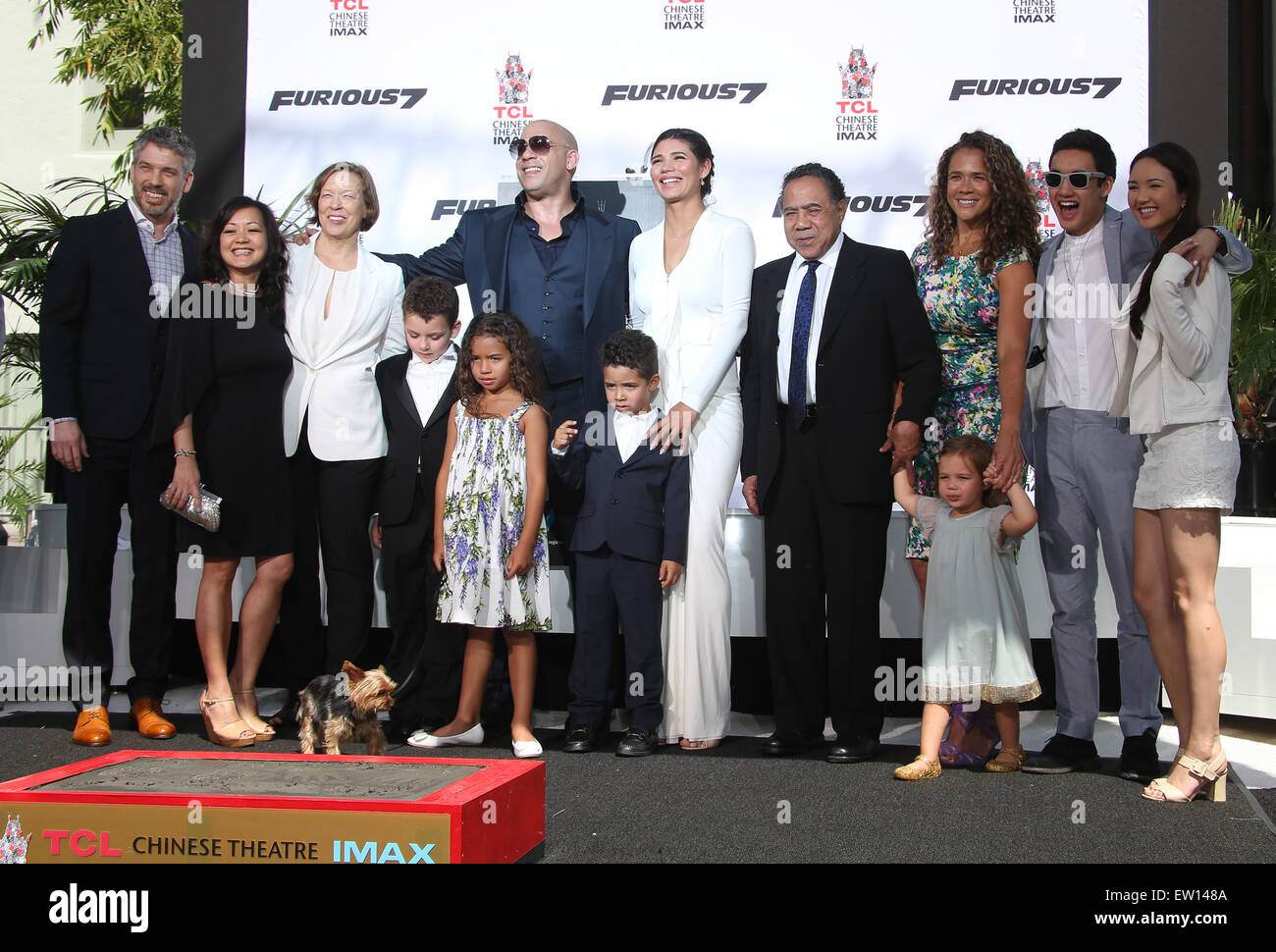 Vin Diesel-Handabdruck und Fußabdruck Zeremonie Featuring: Delora ...