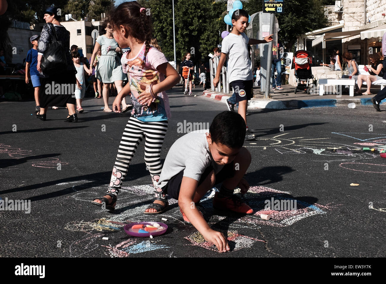 Denya quadrat -Fotos und -Bildmaterial in hoher Auflösung – Alamy