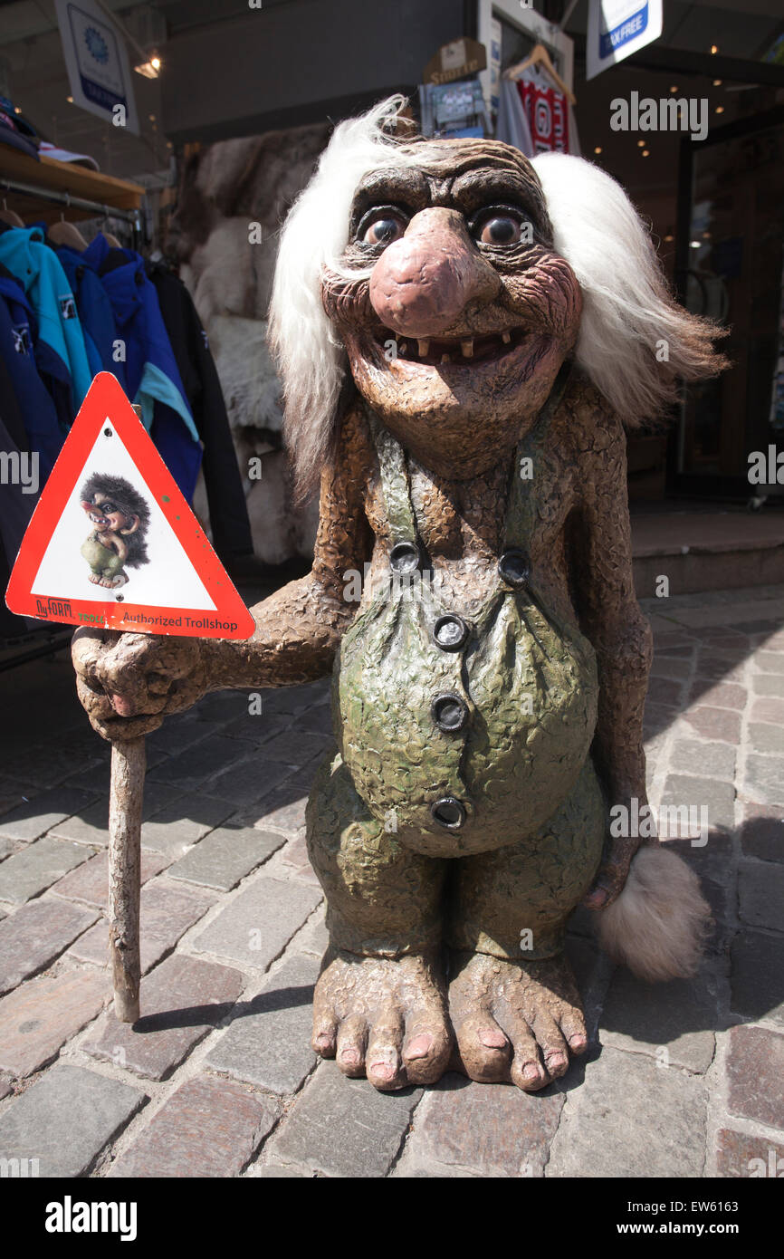 Norwegische Troll außerhalb ein Souvenir Shop, Kirkegata, Oslo ...