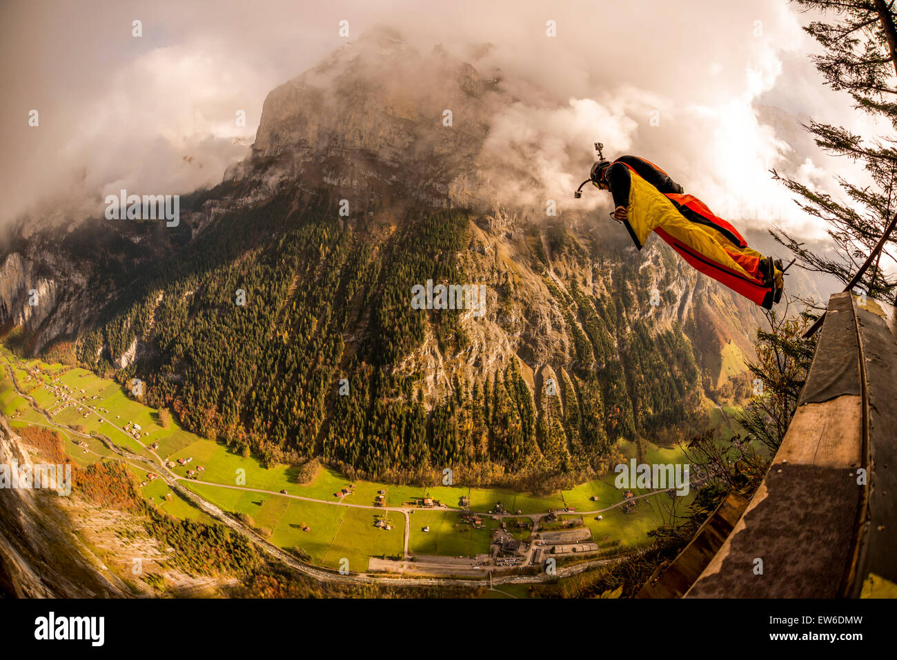 Base Jumper Stockfotos und -bilder Kaufen - Alamy
