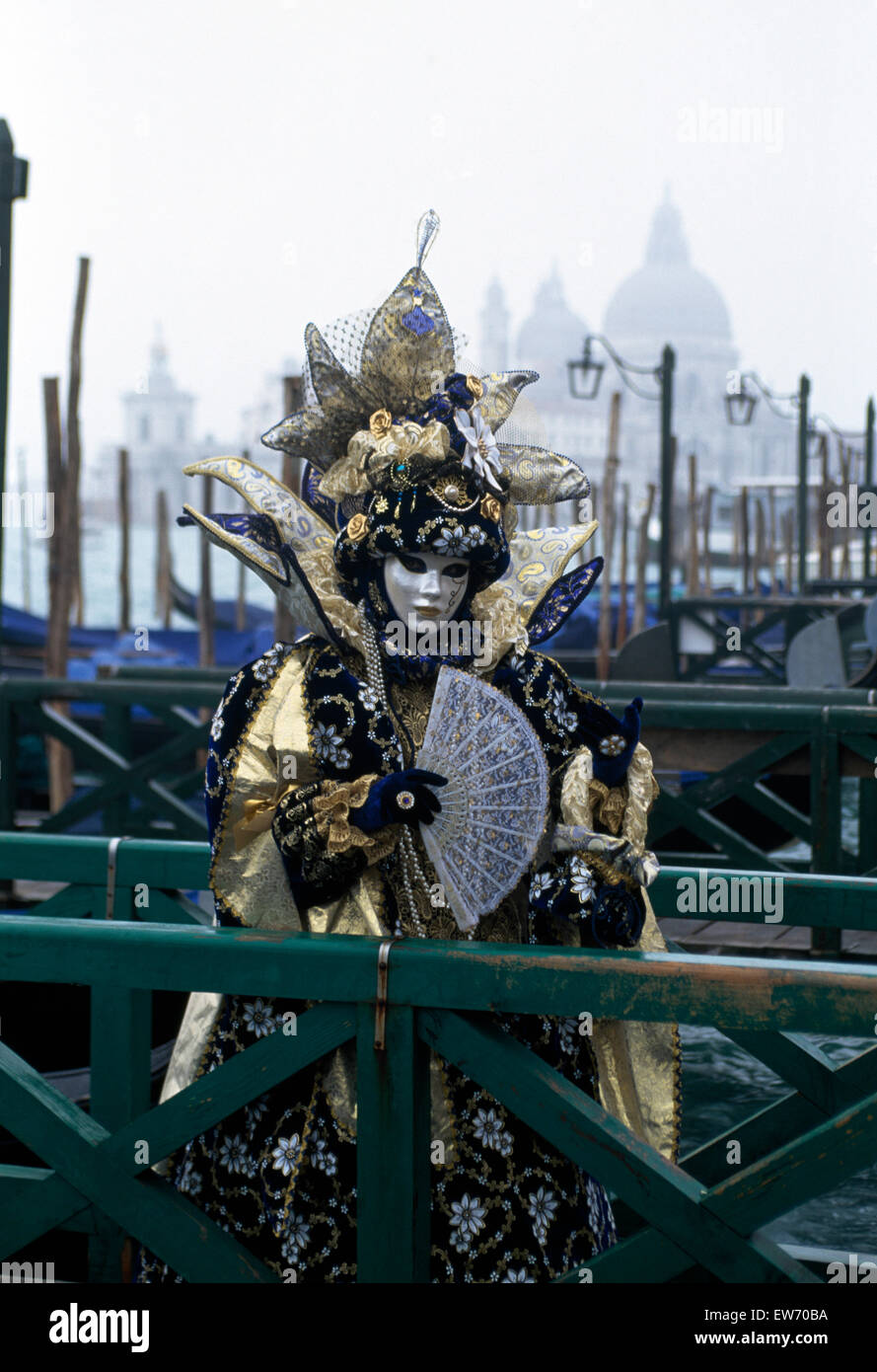 Traditionelle venice karnevalsmaske -Fotos und -Bildmaterial in hoher ...