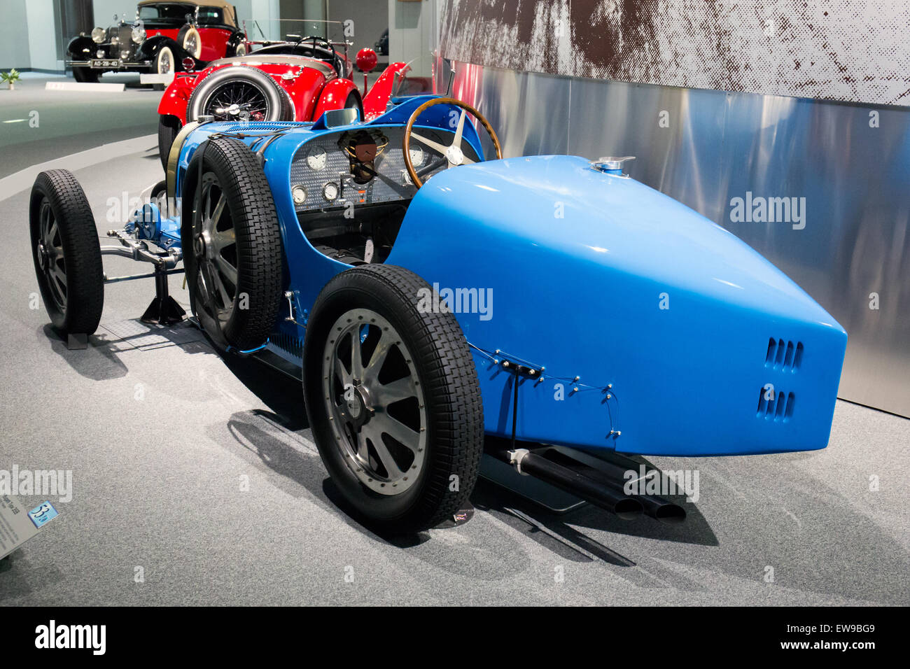 Bugatti Typ 35 b (1926) hinten links Toyota Automobile Museum ...