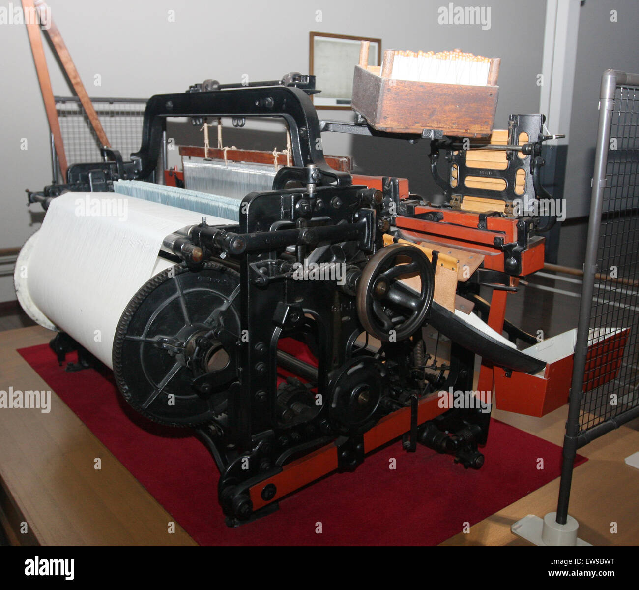 Toyoda typ g automatischer webstuhl -Fotos und -Bildmaterial in hoher Auflösung – Alamy