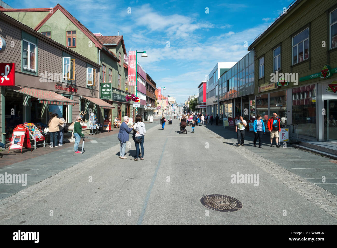 Storgata tromso -Fotos und -Bildmaterial in hoher Auflösung – Alamy