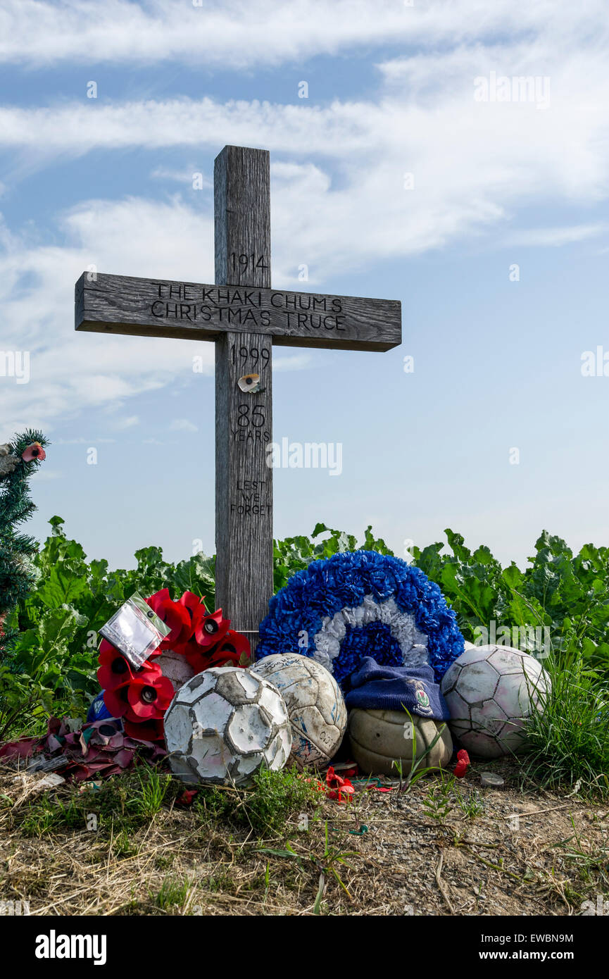Christmas truce wwi memorial -Fotos und -Bildmaterial in hoher Auflösung – Alamy