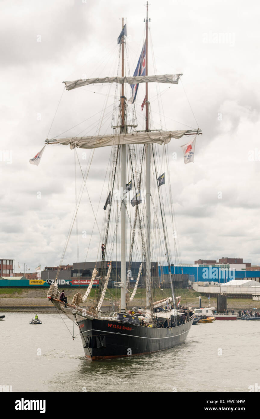 Zweimast Segelschiffe Stockfotos und -bilder Kaufen - Alamy