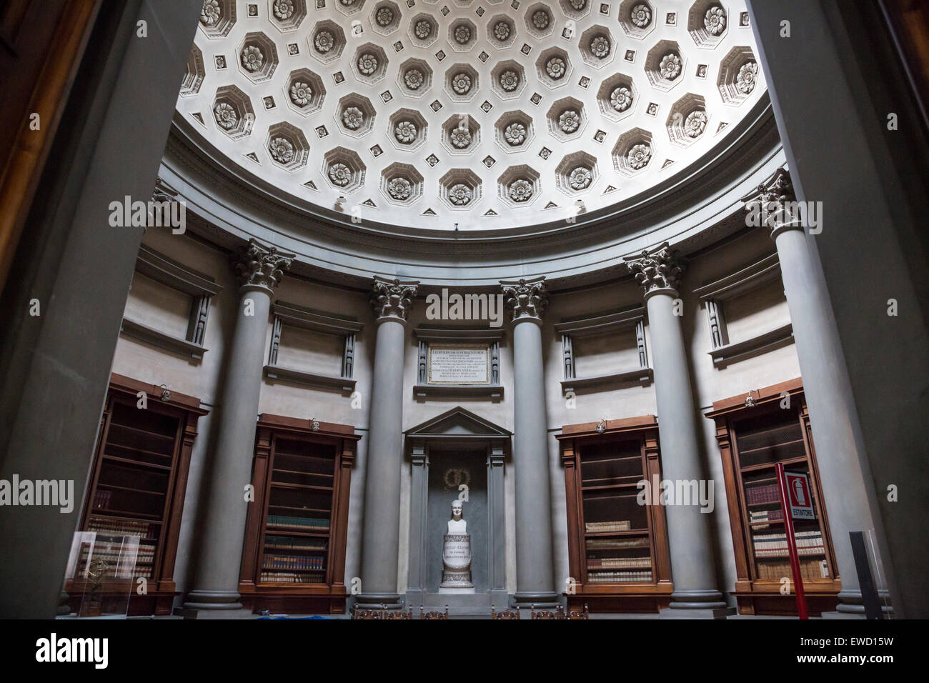 Laurentian library florence -Fotos und -Bildmaterial in hoher Auflösung ...