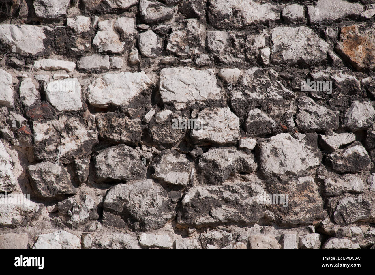 Old slate wall -Fotos und -Bildmaterial in hoher Auflösung – Alamy