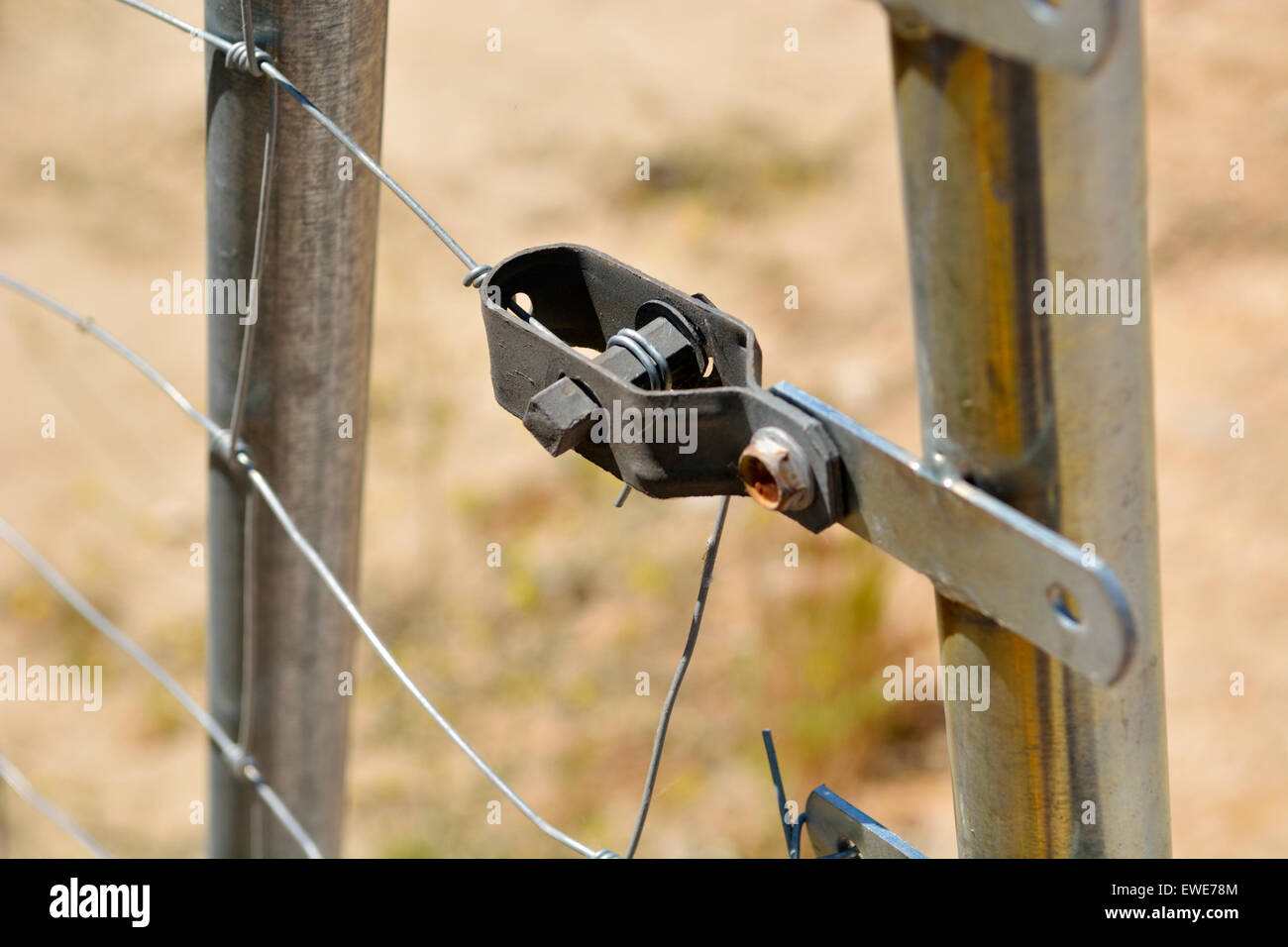 Einfacher zaun -Fotos und -Bildmaterial in hoher Auflösung – Alamy