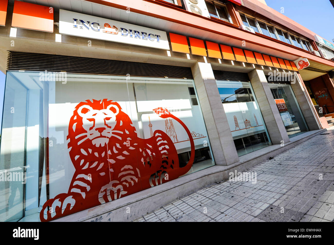 Direct bank -Fotos und -Bildmaterial in hoher Auflösung – Alamy