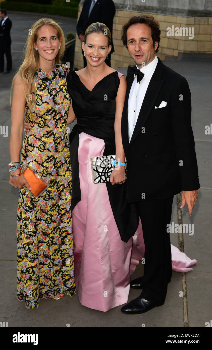 Chelsea und simon barker -Fotos und -Bildmaterial in hoher Auflösung ...