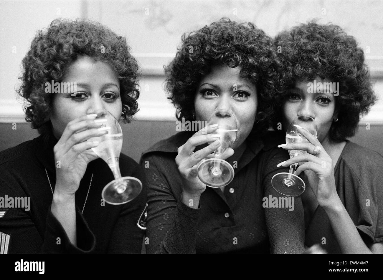 The Supremes, von links nach rechts, Cindy Birdsong, Jean Terrell und ...