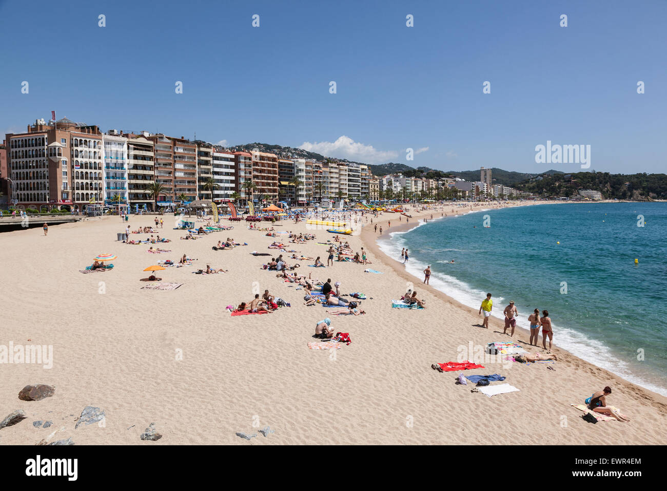 Beach in lloret de mar -Fotos und -Bildmaterial in hoher Auflösung – Alamy