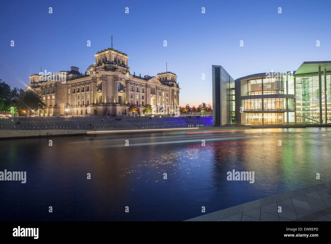 Durch den reichstag -Fotos und -Bildmaterial in hoher Auflösung - Seite 2 - Alamy