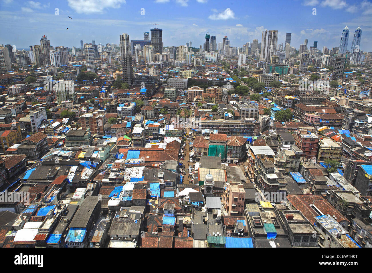 Mumbai Slum Buildings Stockfotos und -bilder Kaufen - Alamy