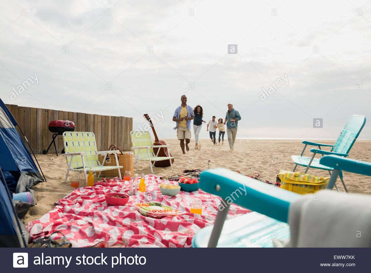 Picknick strand -Fotos und -Bildmaterial in hoher Auflösung – Alamy