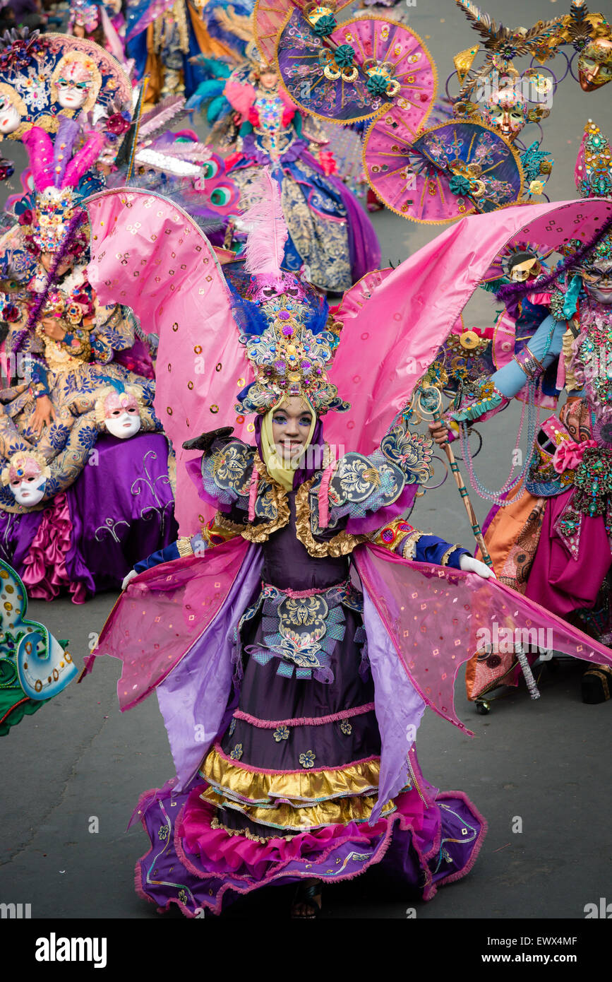 Jember Fashion Carnival in Jember, Java, Indonesien Stockfotografie - Alamy