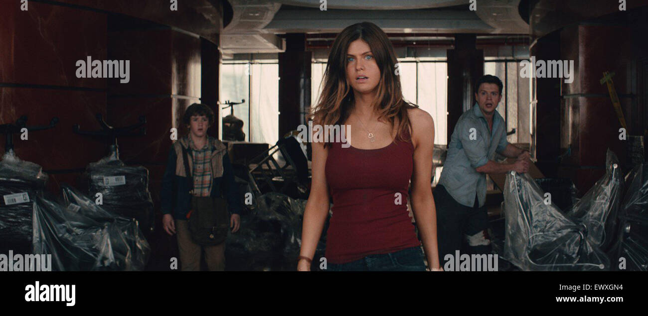 Alexandra Daddario Stockfotos und -bilder Kaufen - Seite 2 - Alamy