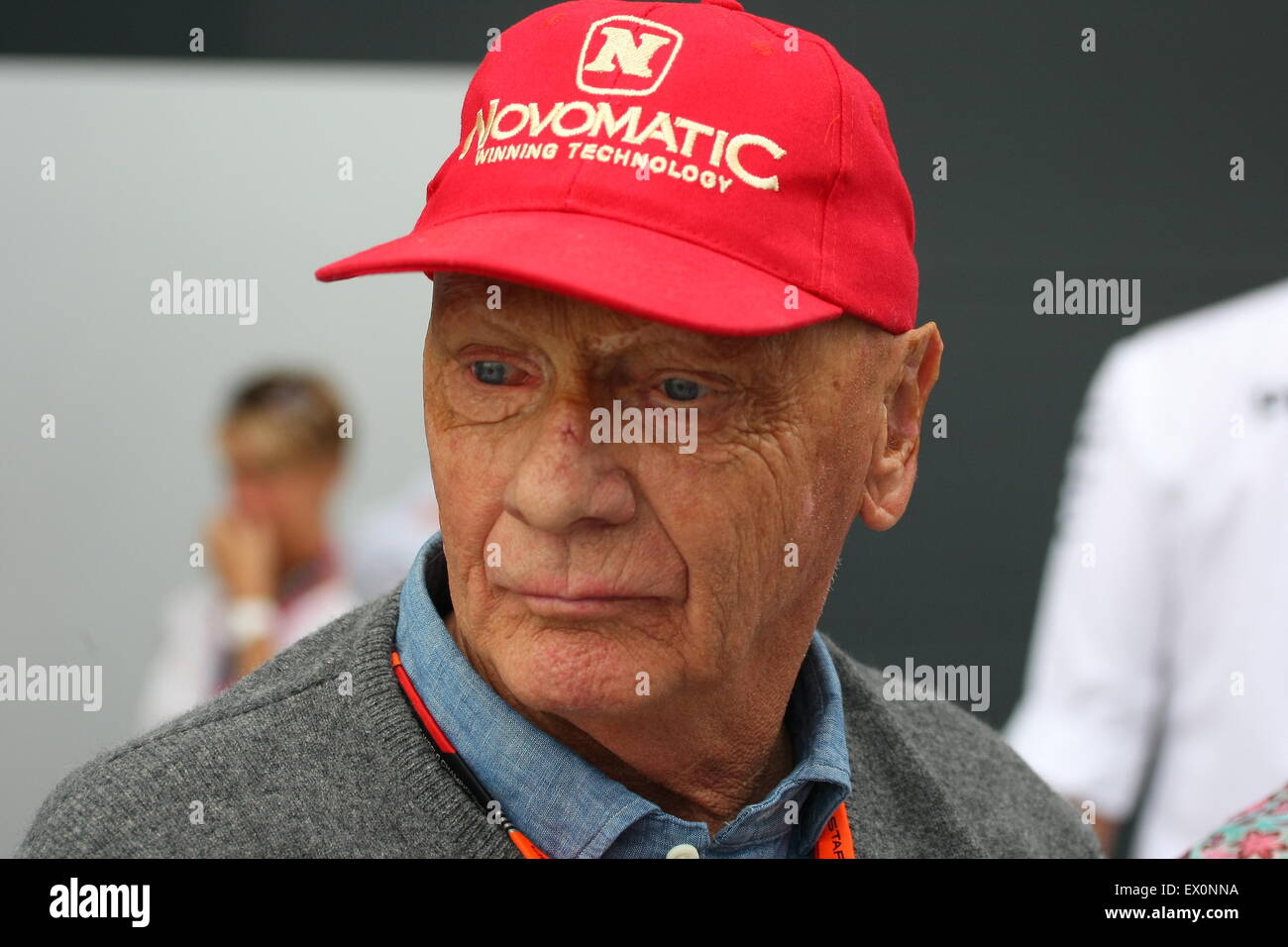 Berühmte Rennfahrer Niki Lauda und Mercedes Formel1 boss ...