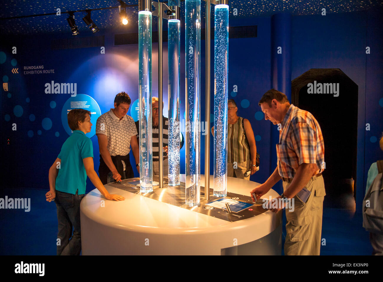 Europa, Deutschland, Rheinland-Pfalz, Andernach, Geysir-Erlebniszentrum ...