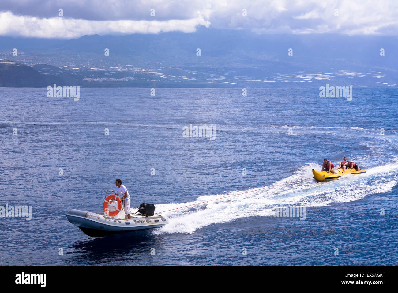 ESP, Spanien, die Kanaren Insel La Palma, Banane Boot an der Westküste ...
