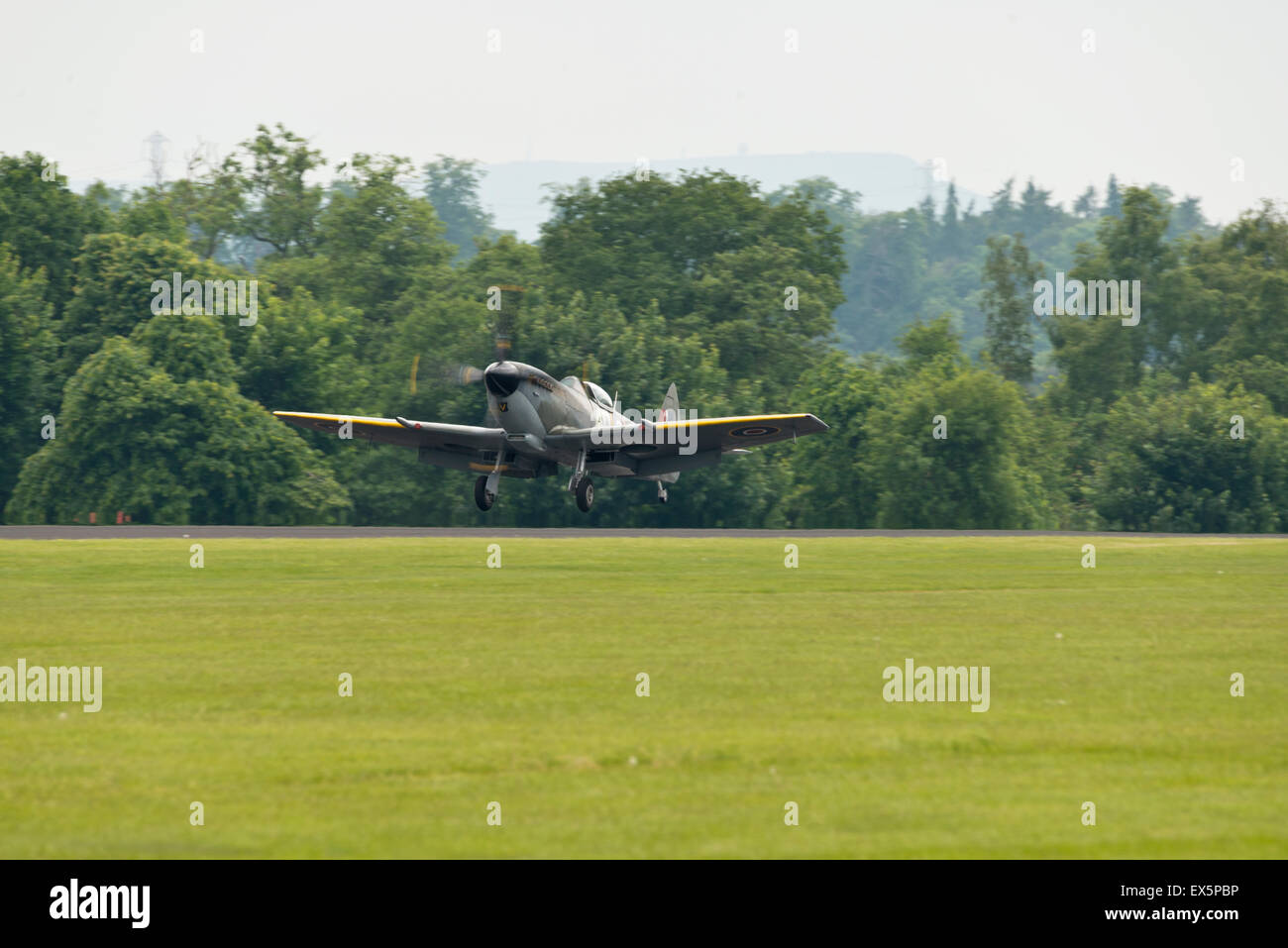 Spitfire mk lf xvie -Fotos und -Bildmaterial in hoher Auflösung – Alamy