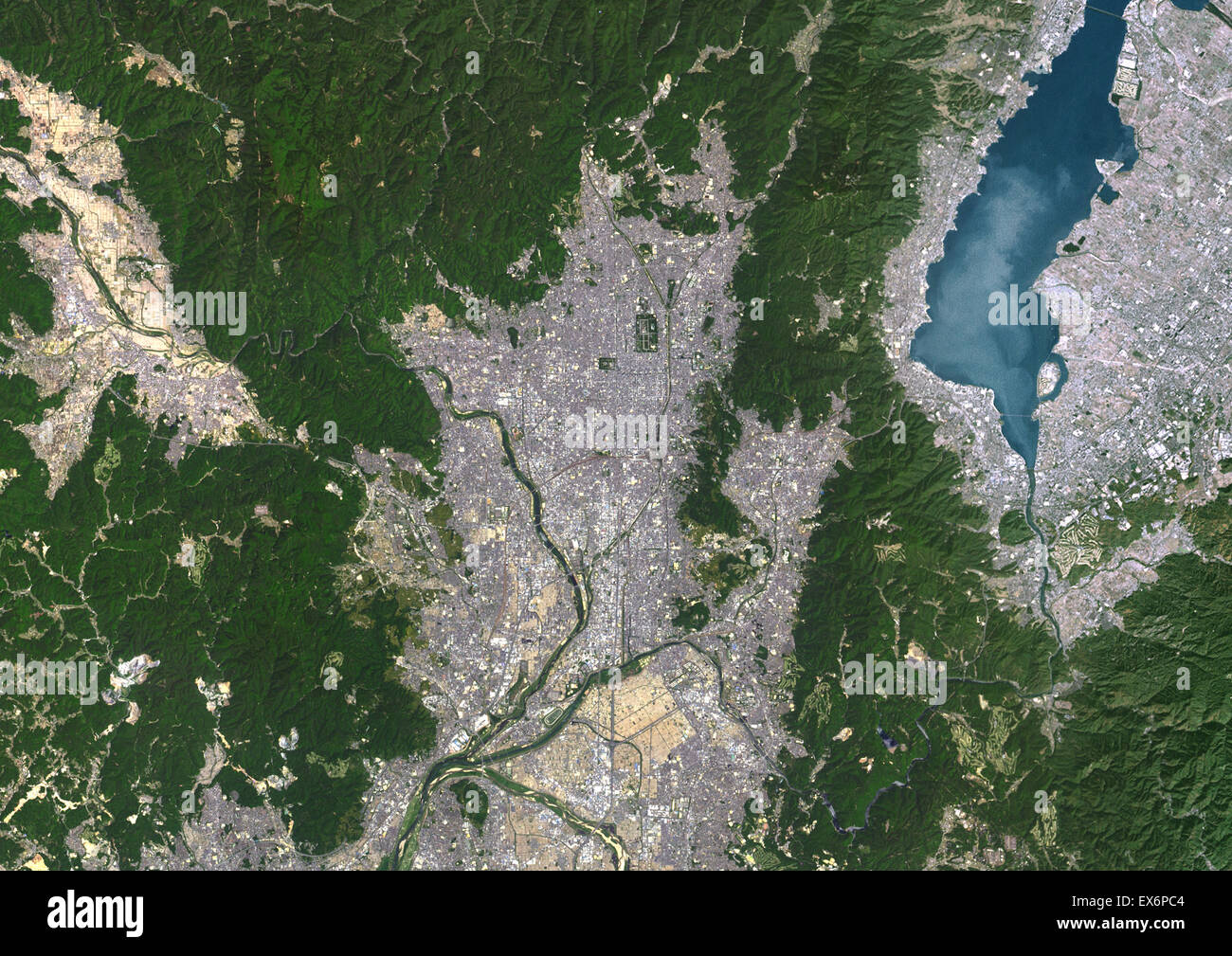 Farbe-Satellitenbild von Kyoto, Japan. Bild aufgenommen am 17. März ...