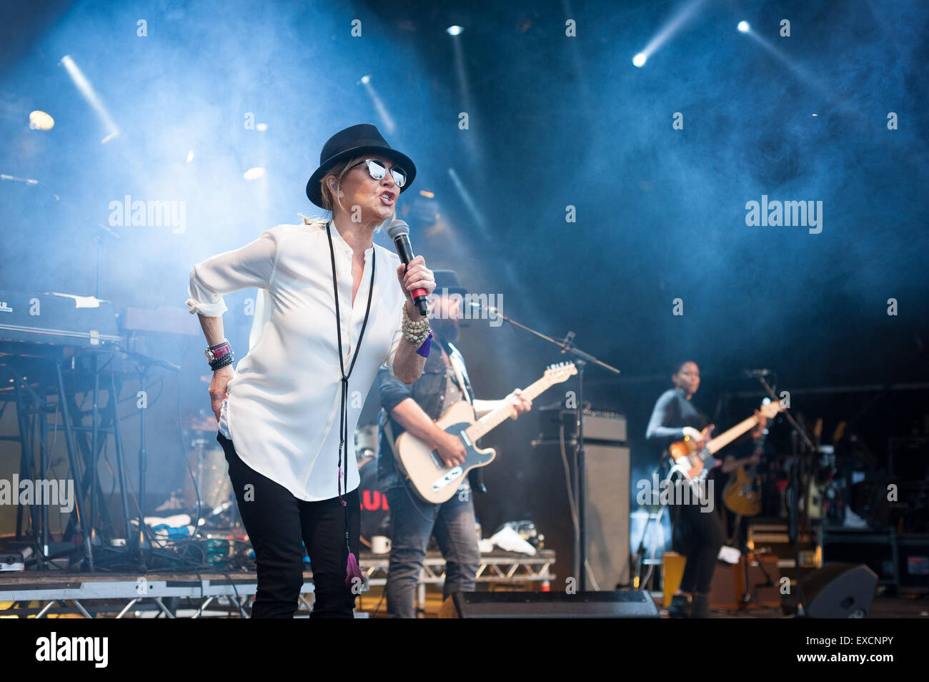 Cornbury Music Festival, große Tew, Oxford. 11. Juli 2015. Lulu führt ...
