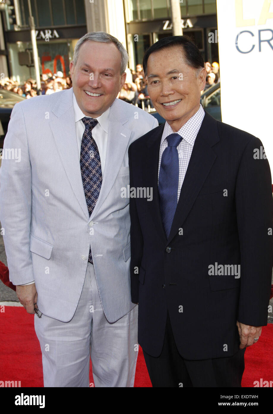 George Takei und Brad Altman bei der Los-Angeles-Premiere von "Larry ...