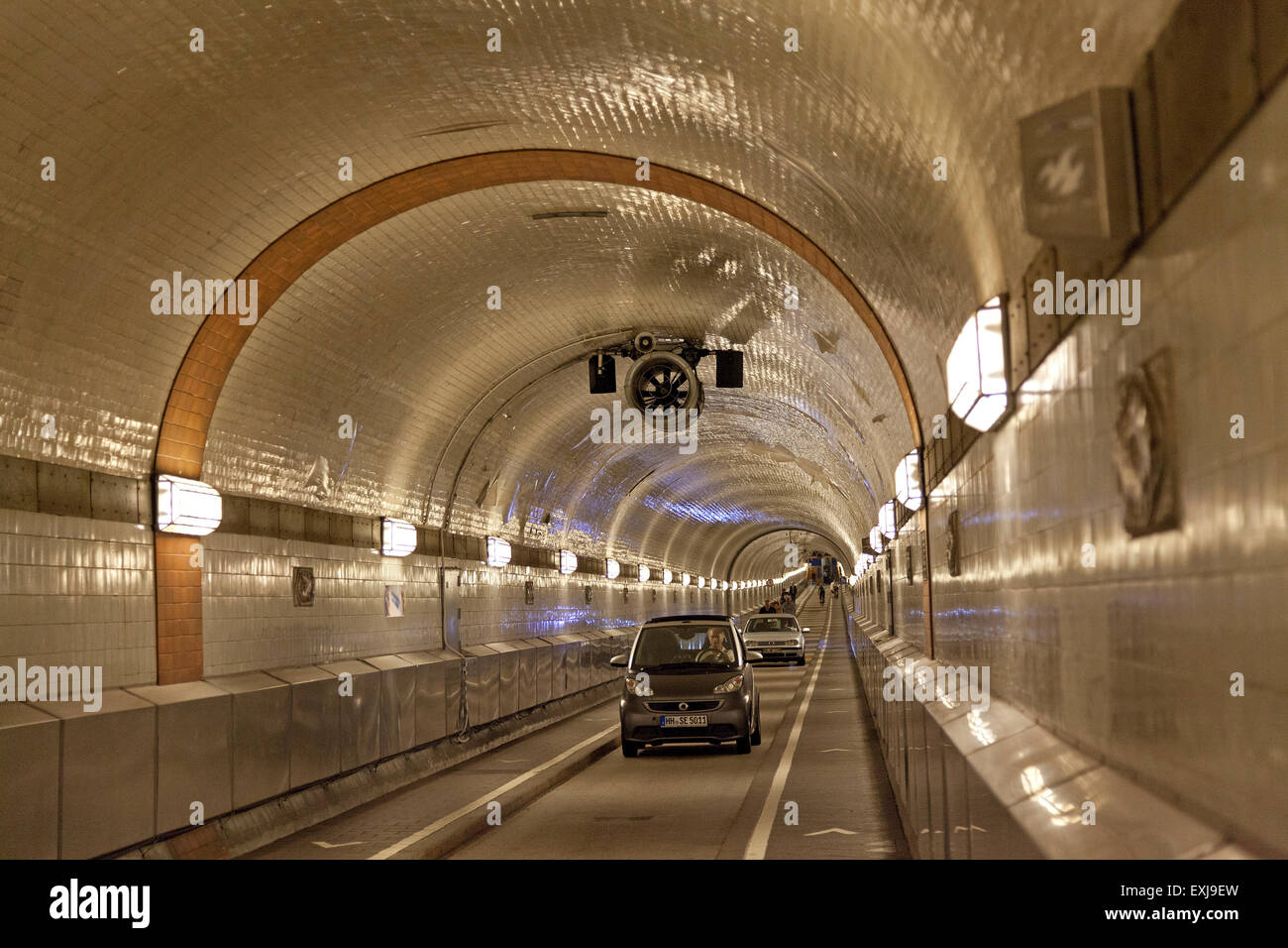 Alter Elbtunnel Oder St Pauli Elbtunnel Deutsch Alter Elbtunnel