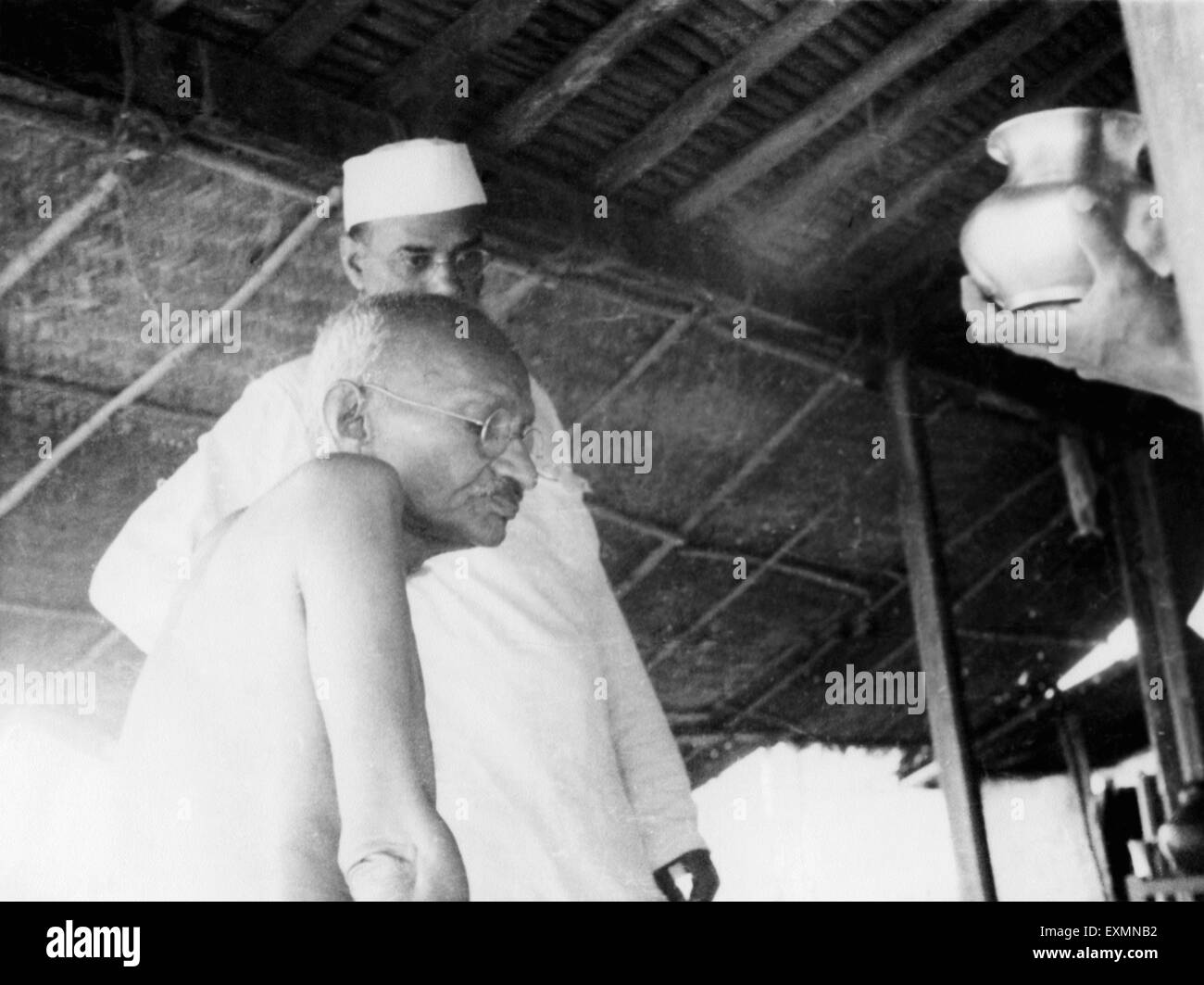 Mahatma gandhi mahatma gandhiji mohandas karamchand Schwarzweiß ...