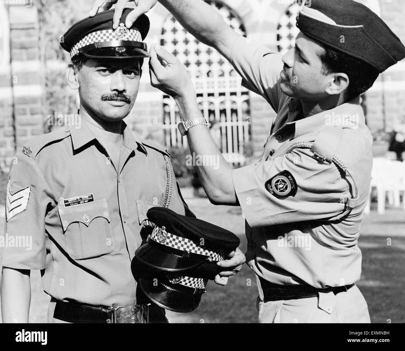 Policeman police polizei -Fotos und -Bildmaterial in hoher Auflösung ...