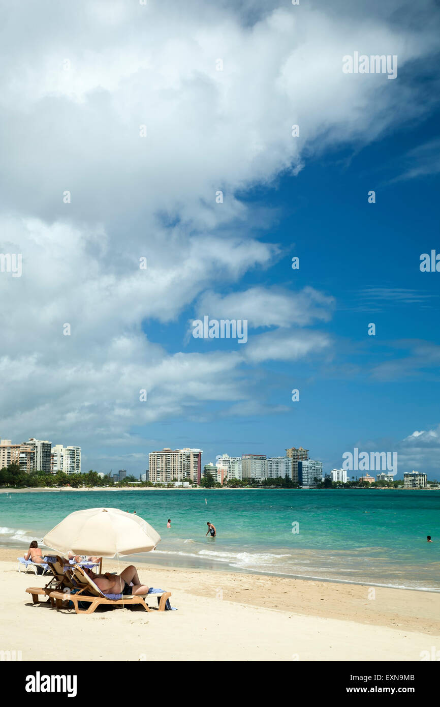 Puerto rico isla verde strand -Fotos und -Bildmaterial in hoher ...