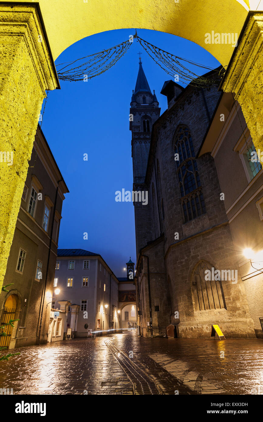Franziskanerkirche fassade -Fotos und -Bildmaterial in hoher Auflösung – Alamy