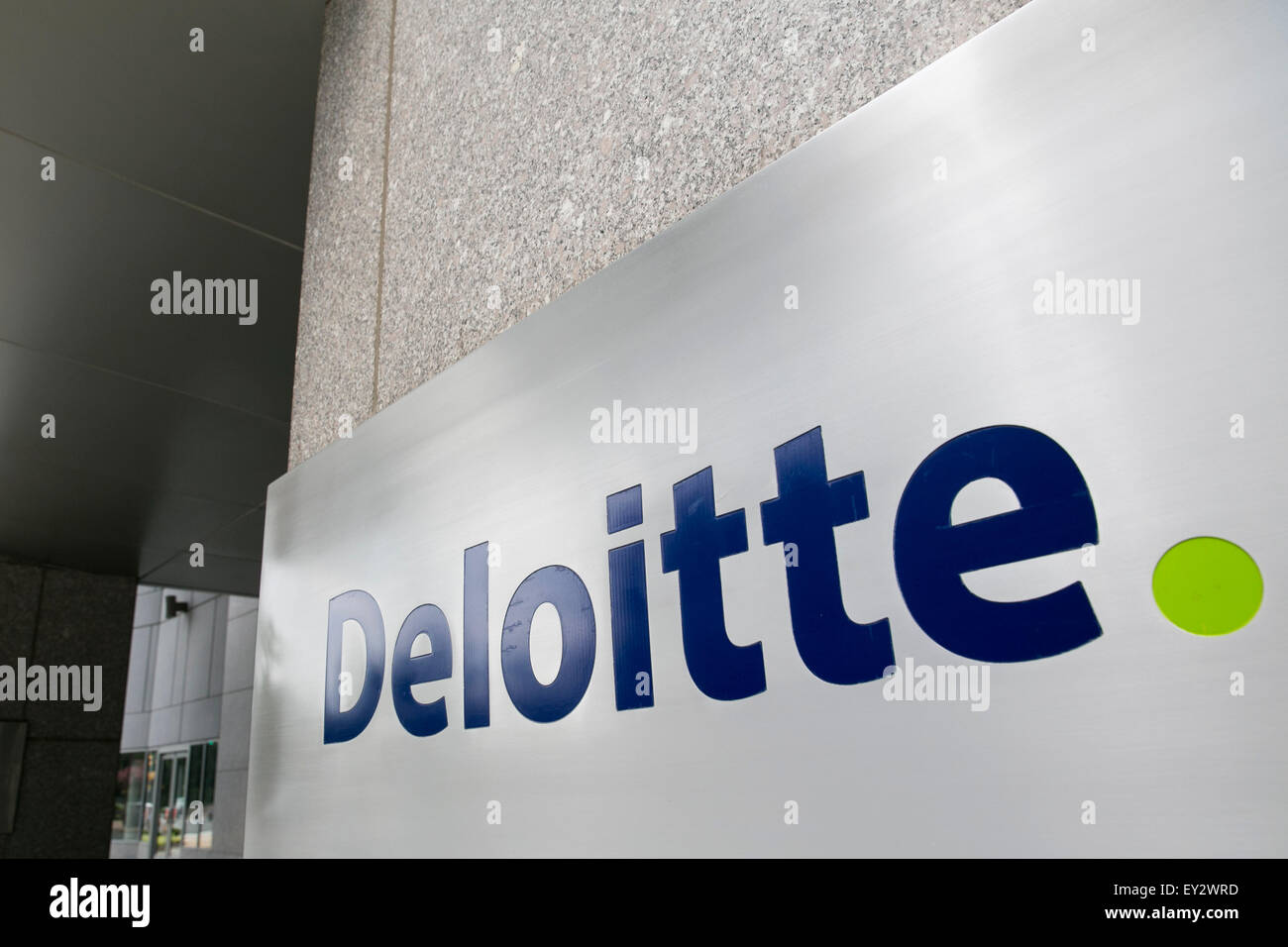 Deloitte touche tohmatsu -Fotos und -Bildmaterial in hoher Auflösung ...