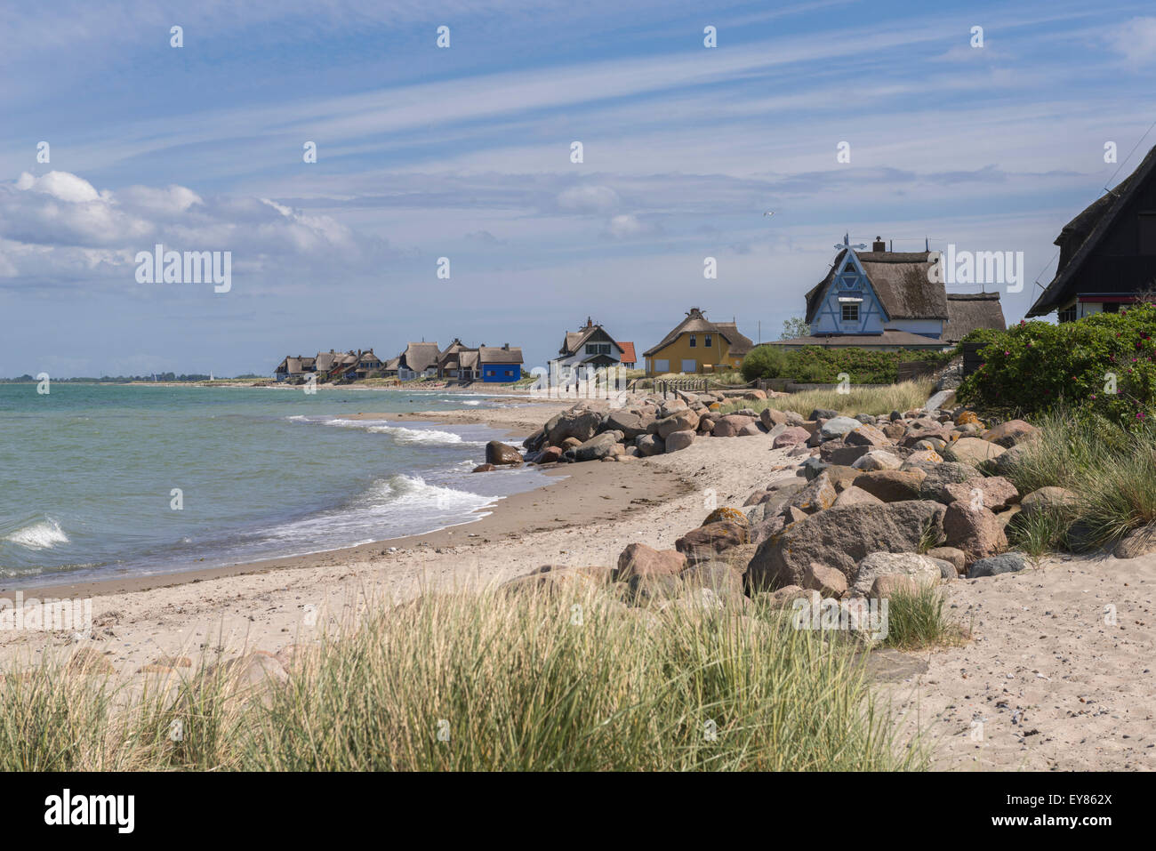 Ostsee-Strand, Häuser auf Graswarder, Heiligenhafen, Ostholstein ...
