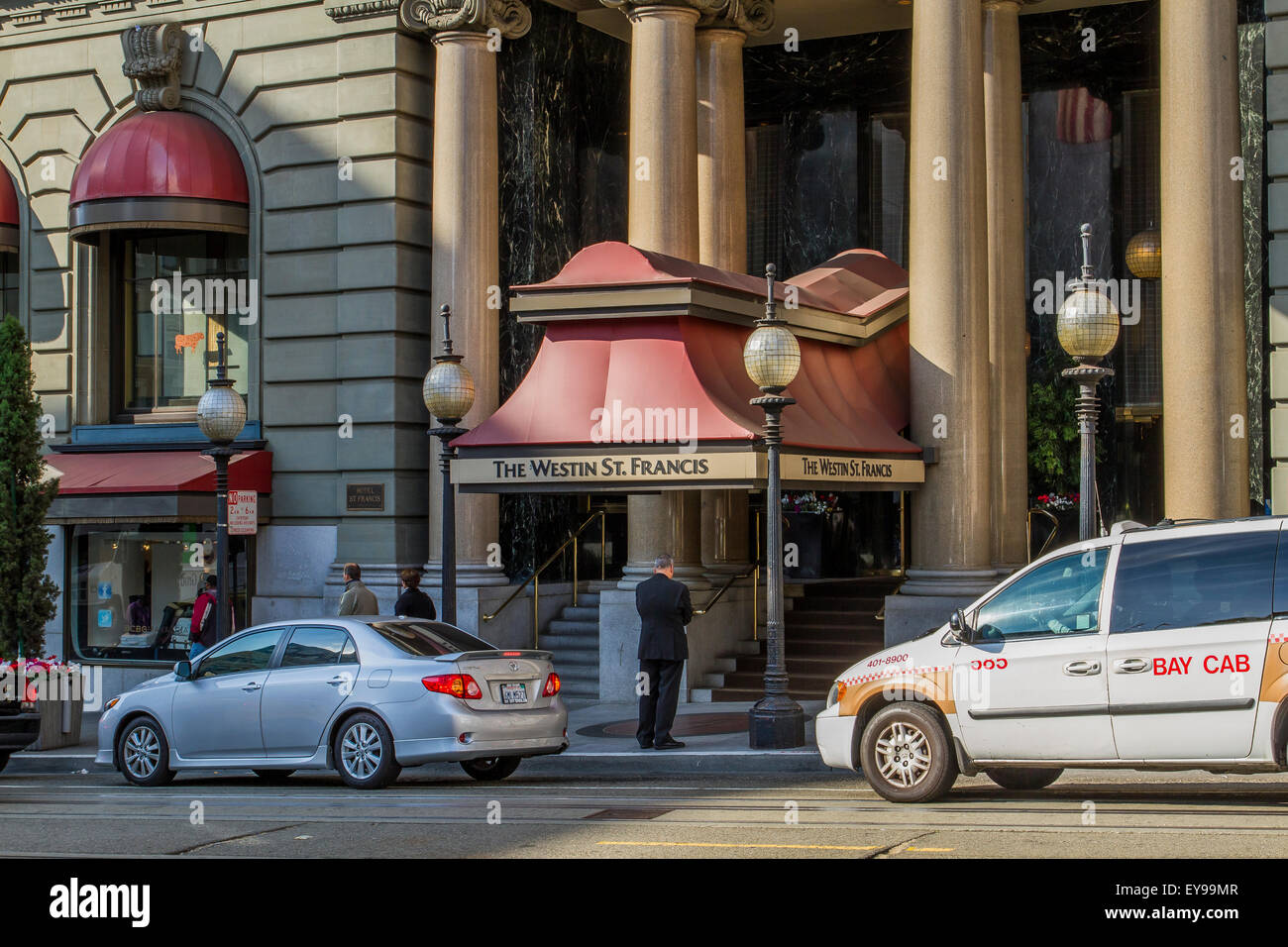 Der Portier im Westin St. Francis Hotel am Union Square, San Francisco ...