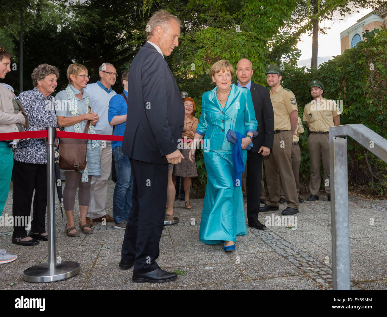Bayreuth, Deutschland. 25. Juli 2015. Bundeskanzlerin Angela Merkel ...
