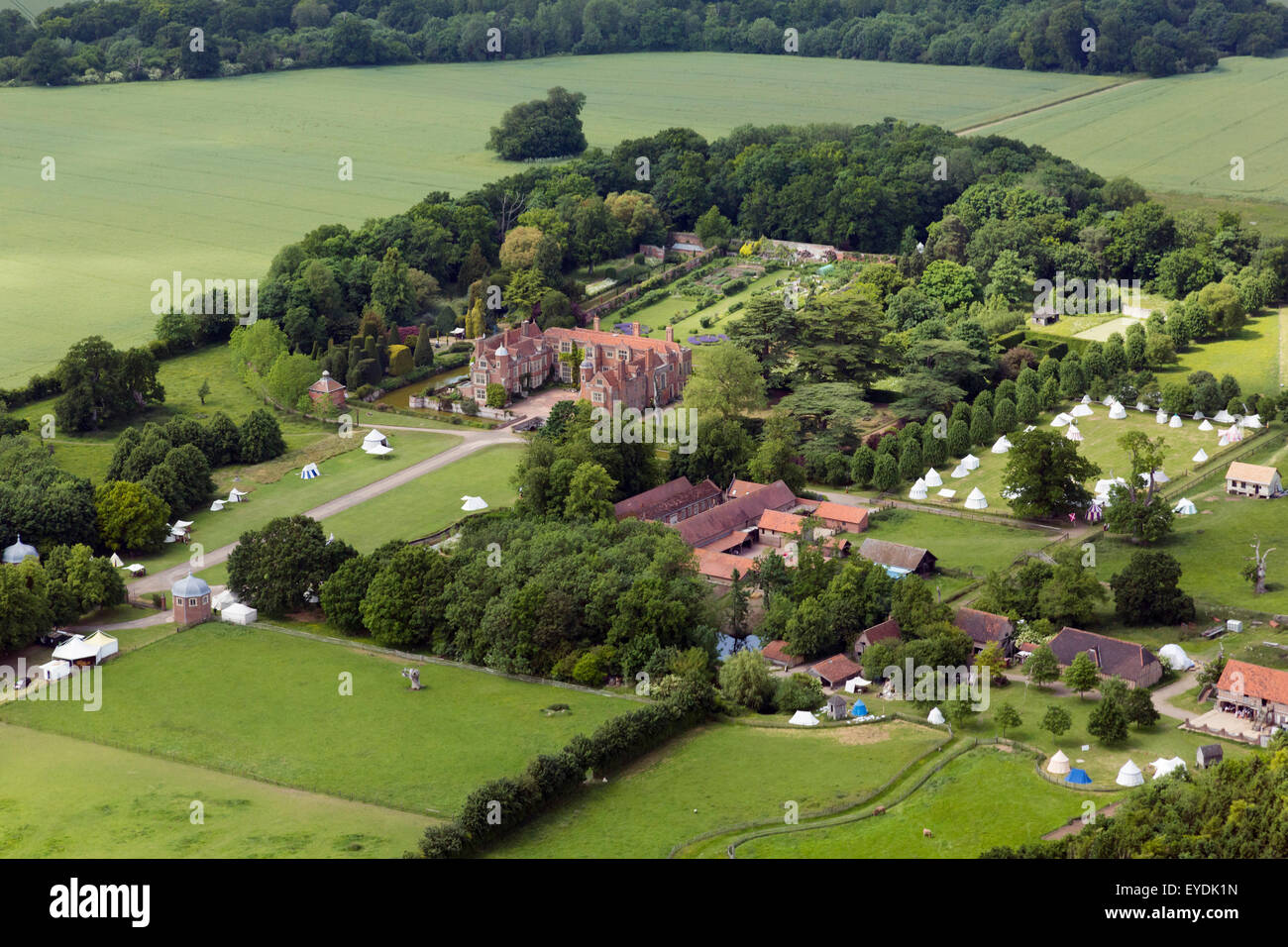 Halle foto -Fotos und -Bildmaterial in hoher Auflösung – Alamy