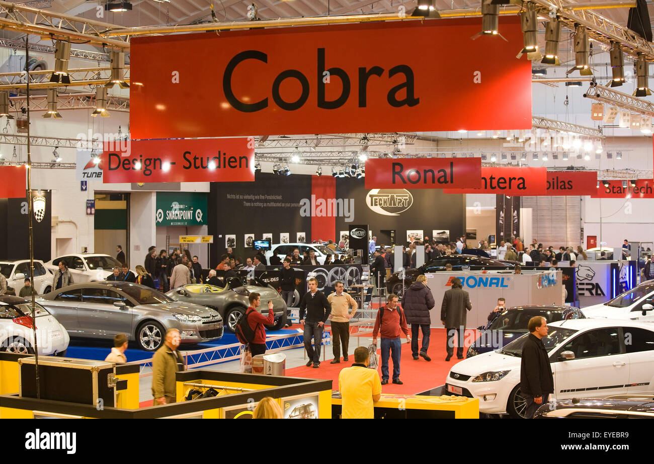 Auf motor show zeigt foto -Fotos und -Bildmaterial in hoher Auflösung ...