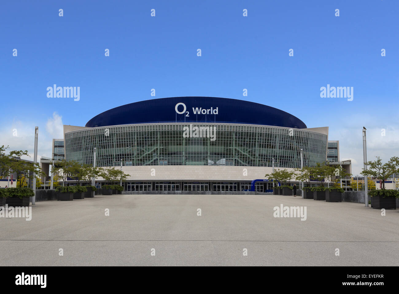 Arena berlin -Fotos und -Bildmaterial in hoher Auflösung – Alamy