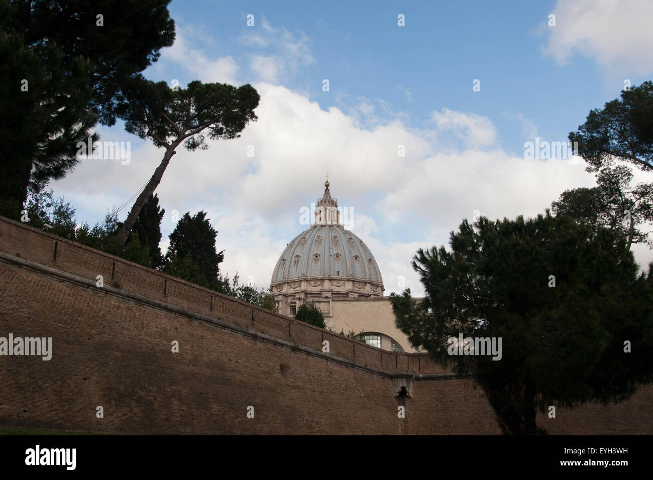 Vatikan st peters dome -Fotos und -Bildmaterial in hoher Auflösung – Alamy