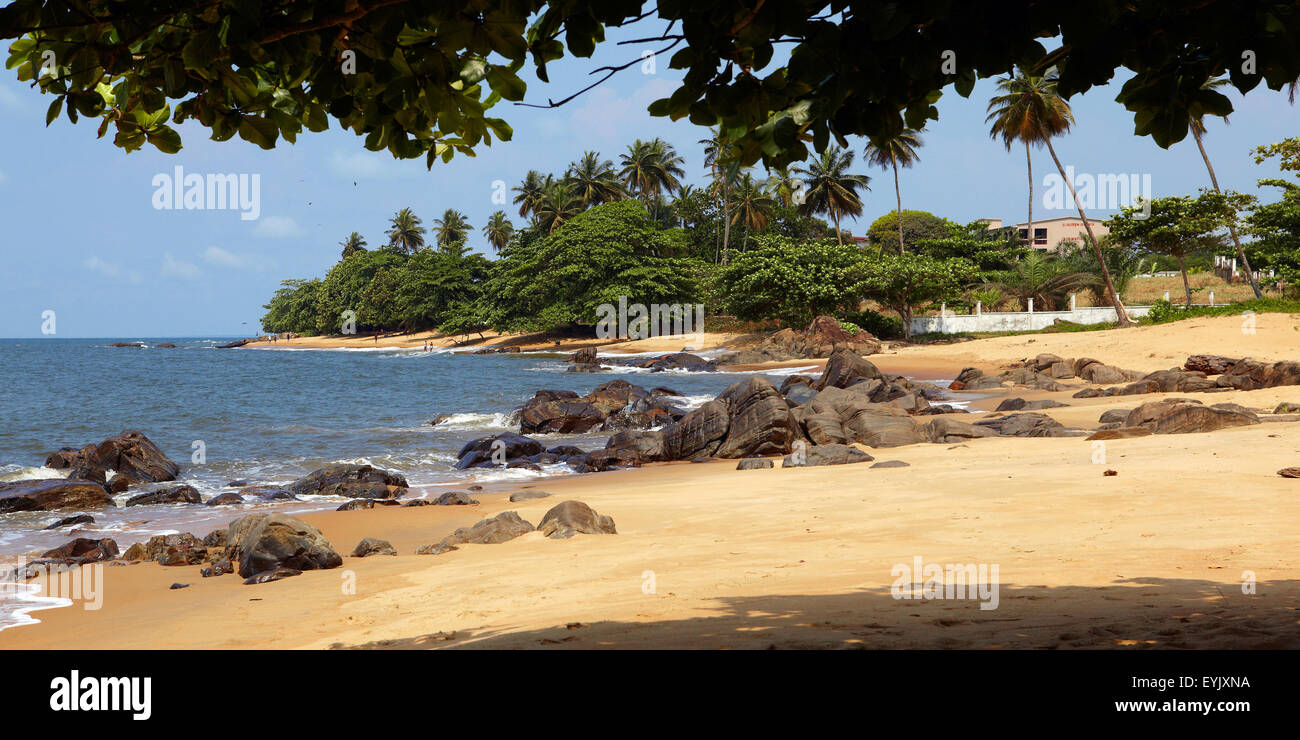 Afrika, Kamerun, Süden der Provinz, Edea-Kribi, am Strand ...