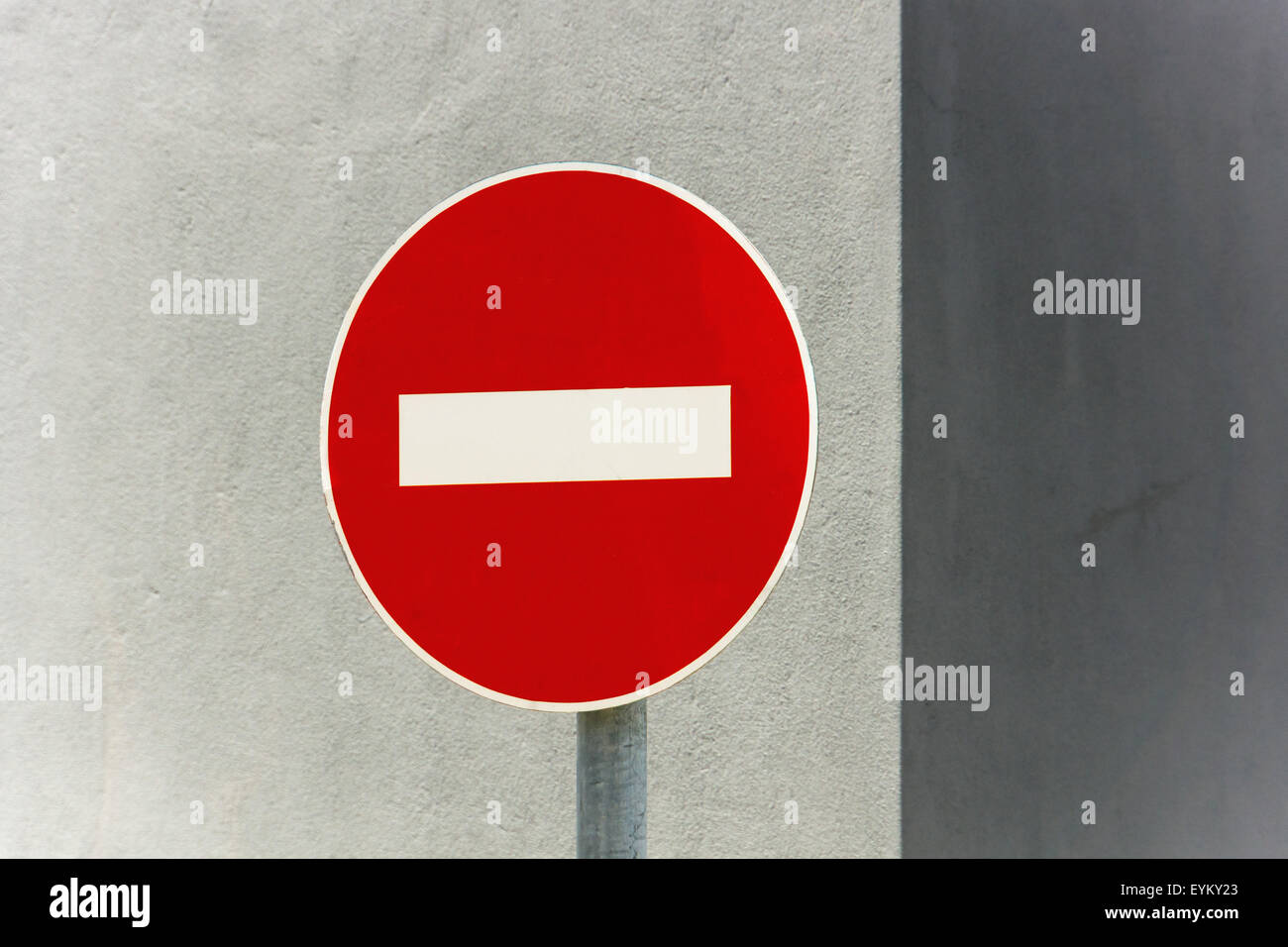 Schild eingang verboten -Fotos und -Bildmaterial in hoher Auflösung – Alamy