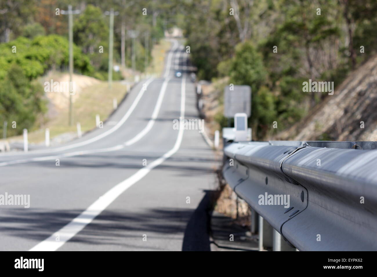 Leitplanke landschaft -Fotos und -Bildmaterial in hoher Auflösung – Alamy