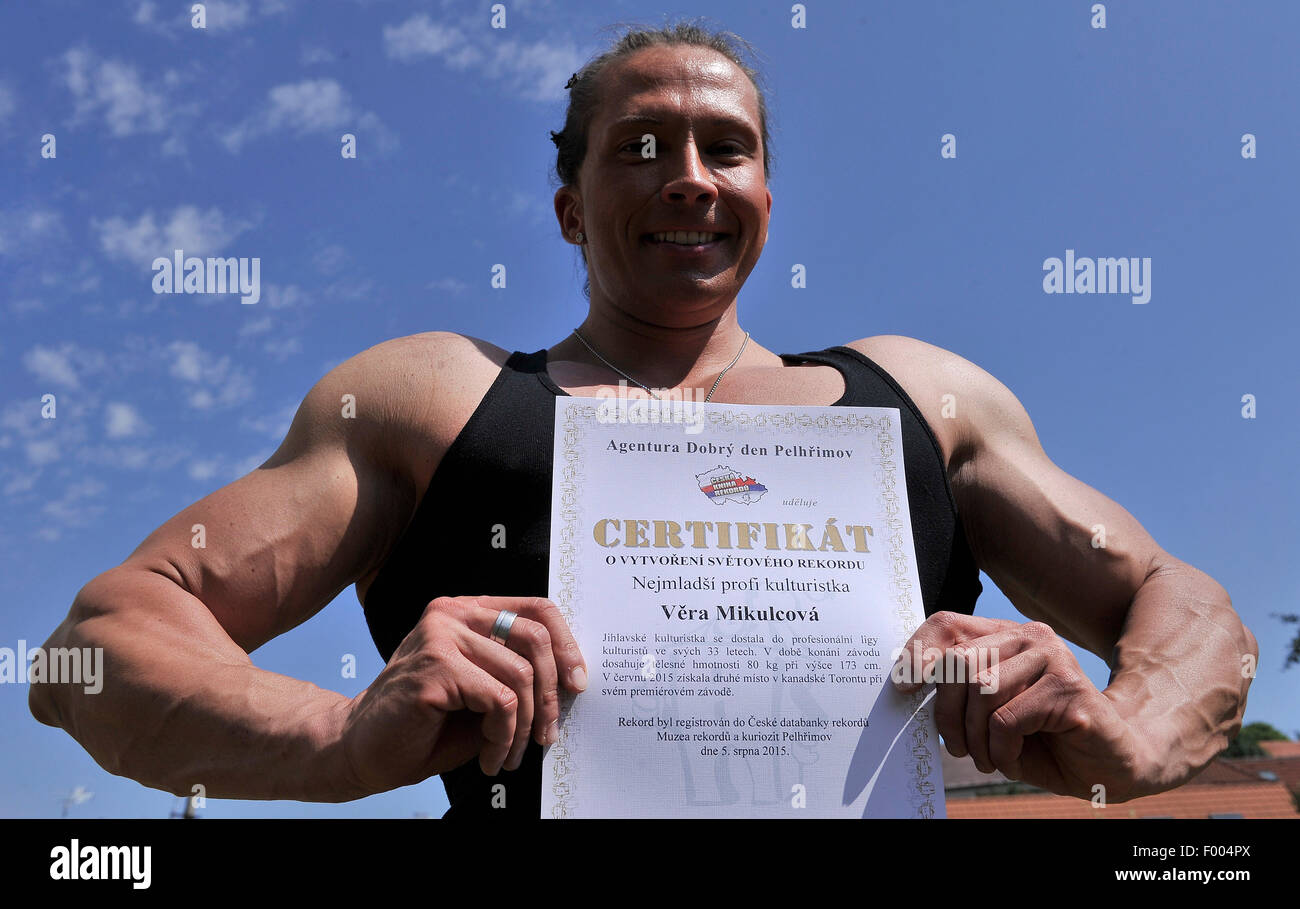 Bodybuilding weltmeister -Fotos und -Bildmaterial in hoher Auflösung ...