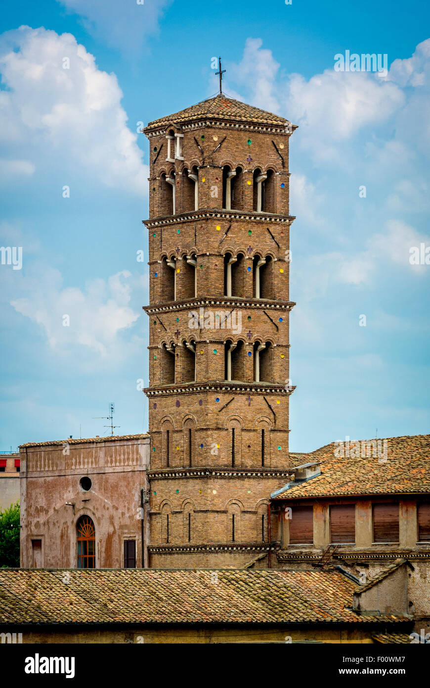 Bell Tower von Santa Francesca Romana. Rom, Italien Stockfotografie - Alamy