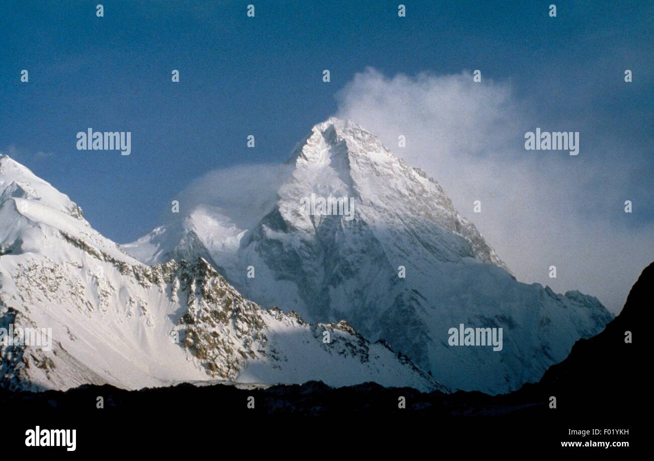 Der K2 (oder Mount Godwin-Austen, 8616 m), zweithöchste Berg der Erde ...
