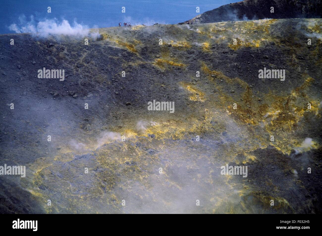 Fumarolen von Gran Cratere (der große Krater) auf der Insel Vulcano ...