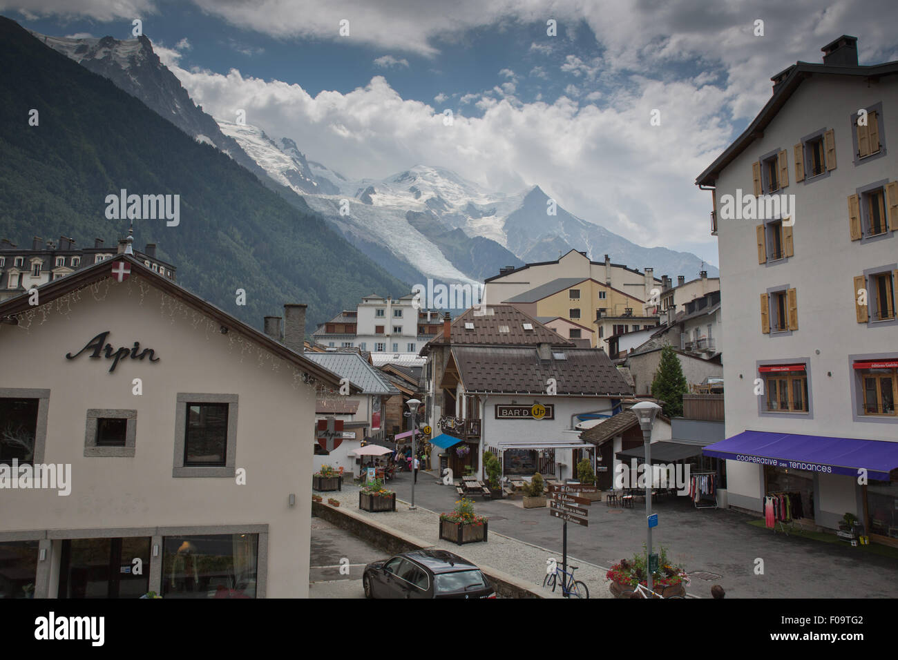 Chamonix Summer Town Stockfotos und -bilder Kaufen - Alamy